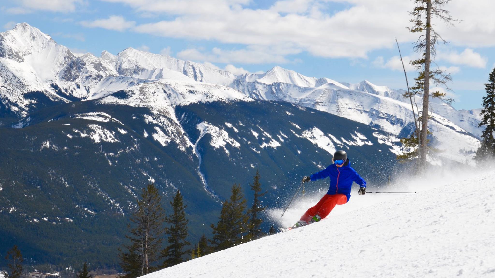 First ski resort to open in Canada this weekend! [PHOTOS] | SnowSeekers