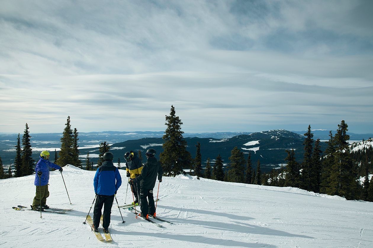 A pictorial view of Murray Ridge | SnowSeekers